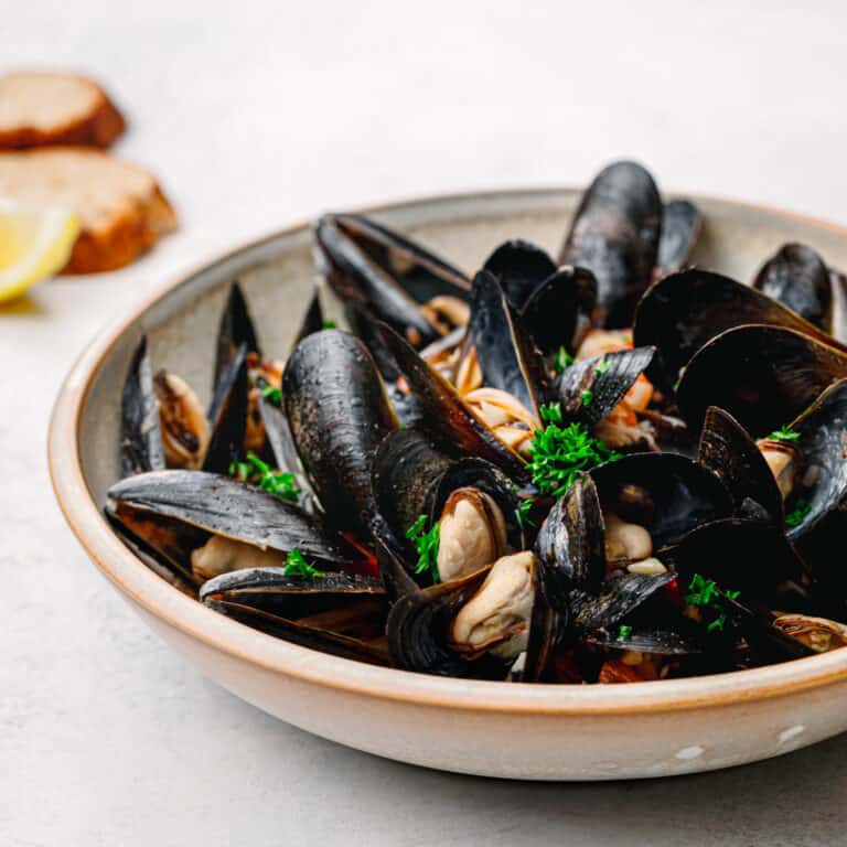 Instant Pot Mussels in White Wine Sauce - Posh Journal