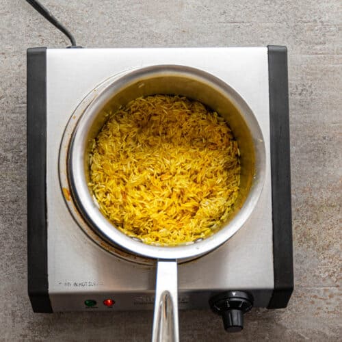 How to Make Saffron Rice on the Stove or in an Instant Pot - Posh Journal