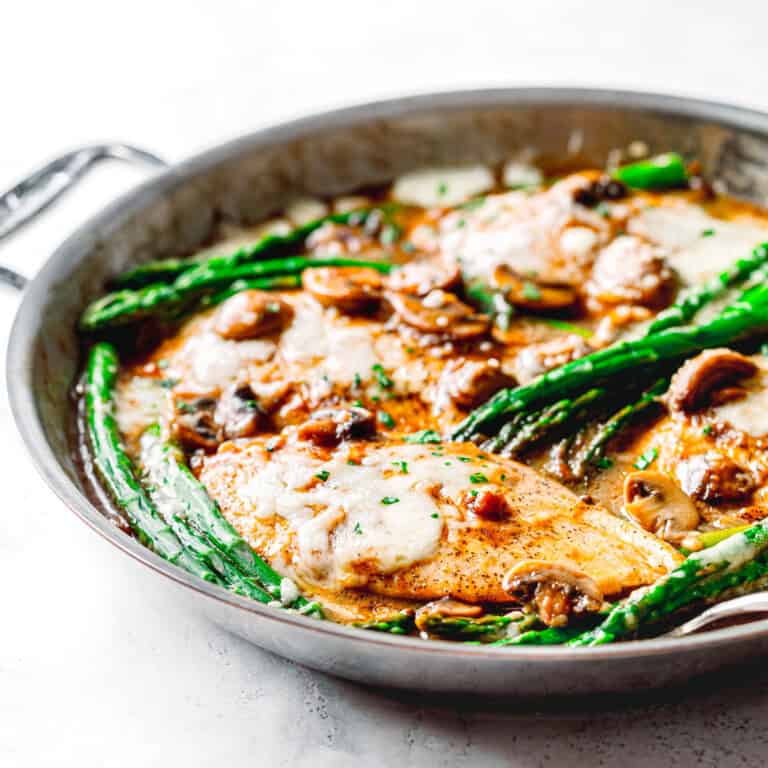Easy Creamy Chicken Florentine - Posh Journal